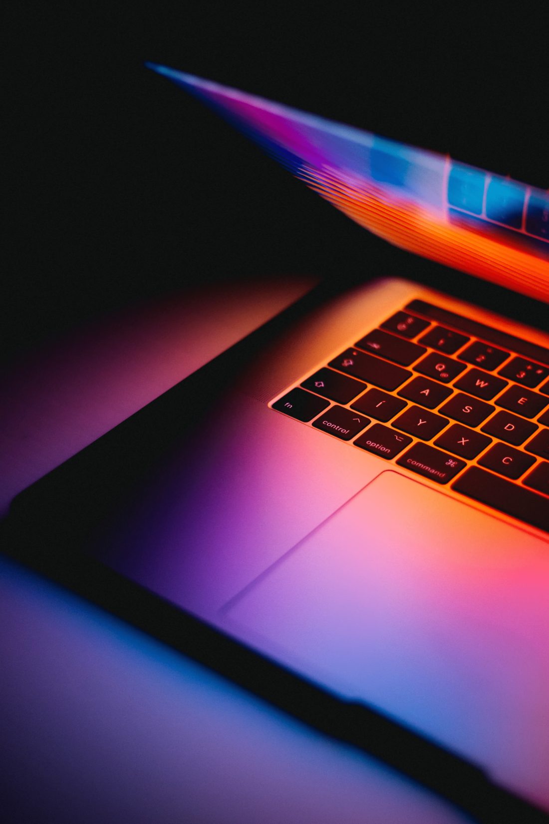 Caards – Welcome to Tomorrow's Tech Wonders!